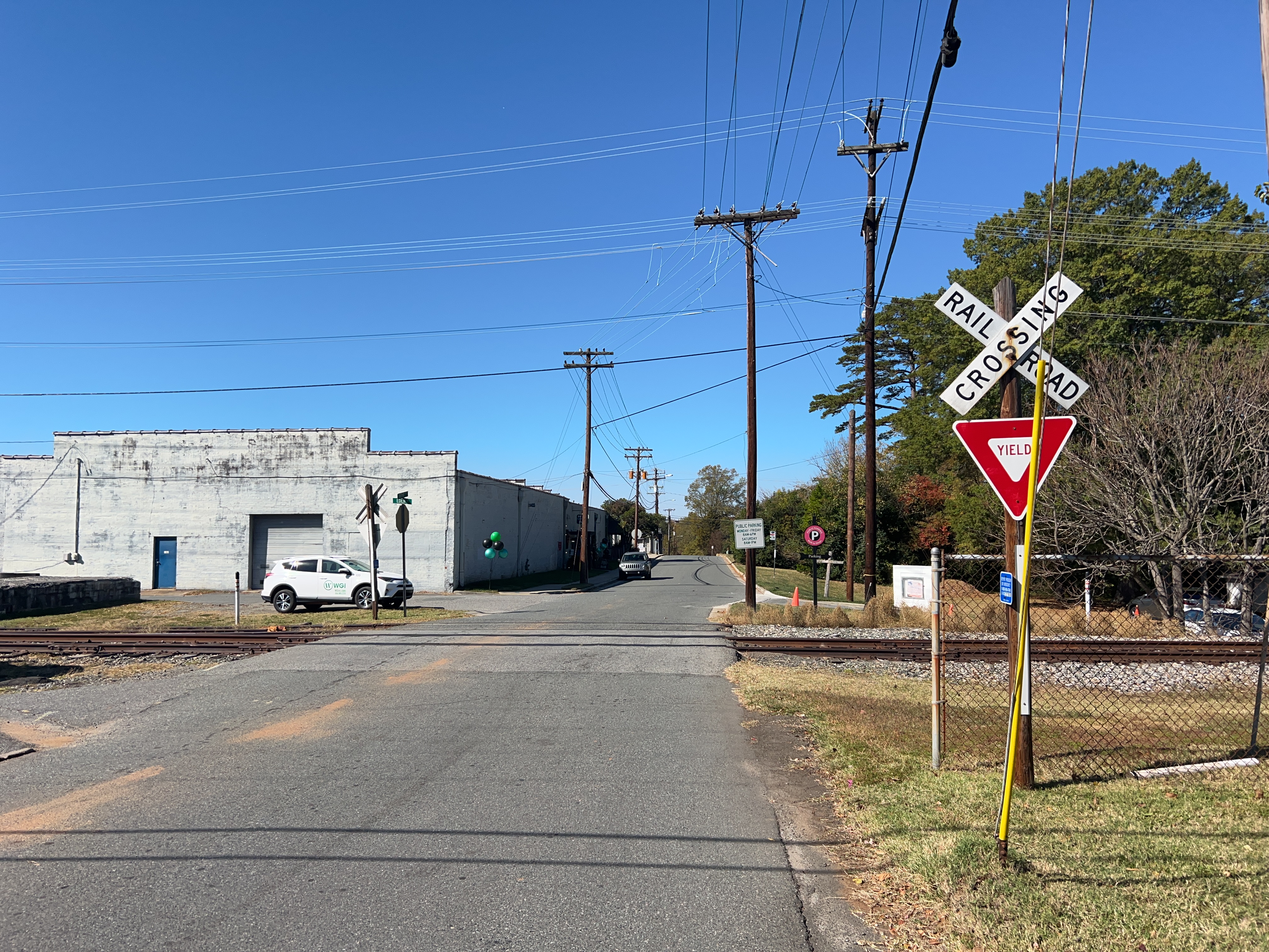 xfer.services.ncdot.gov - /railcrossingphotos/MECKLENBURG/721710D/